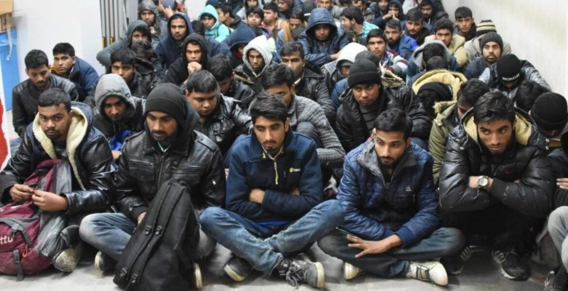 FINALLY! Greece slams the door on Muslim asylum seekers from Syria ...